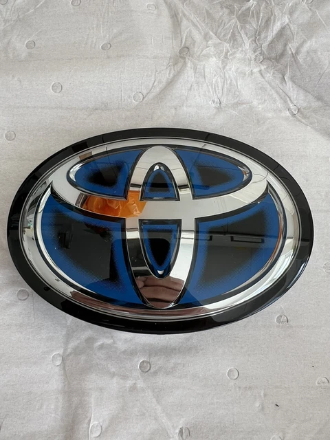 TOYOTA PRIUS 2016-2022 Front Grille Badge Emblem Logo £75.00 - PicClick UK