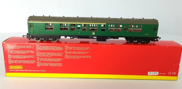 OO GAUGE HORNBY R4115D BR Mk1 Composite Coach (Southern Region) S15872 ...