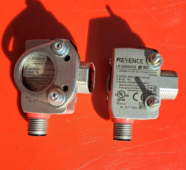 KEYENCE SELF-CONTAINED CMOS DISTANCE LASER SENSOR LR-ZH490CB W mount ...