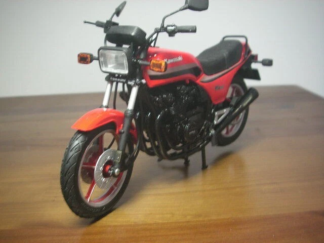 AOSHIMA 1/12 MODELLBAUSATZ Kawasaki KZ400M Z400GP 1982 aus JP 9579 EUR ...