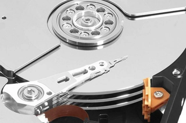 PFRUKTXSXE265-01 DOTHILL 2TB SFF SAS 12GBPS HDD Inc warranty VAT ...