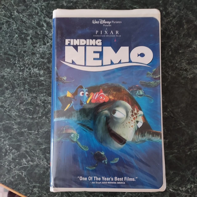 FINDING NEMO (VHS Clamshell Case) Walt Disney Pixar Animation Film £2. ...