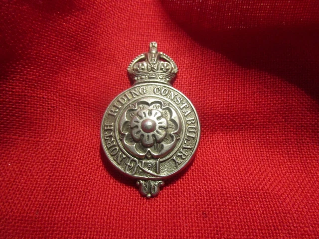 VINTAGE NORTH RIDING Constabulary Kings Crown Police Badge £10.00 ...