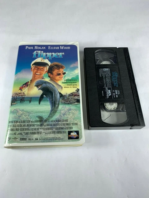 Flipper Vhs 1996 Elijah Wood Paul Hogan Clamshell Dolphins Vhs Hot Sex Picture