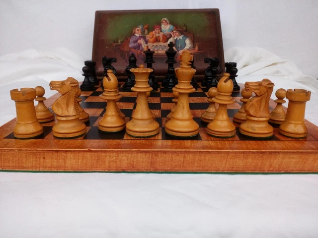 VINTAGE STAUNTON CHESS set and vintage chess tin £180.00 - PicClick UK