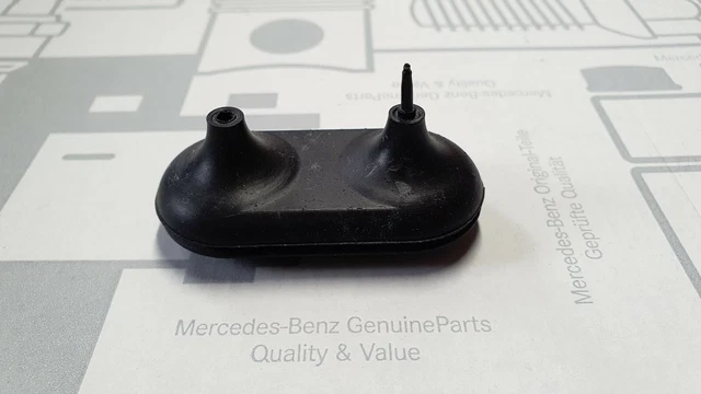 ORIGINAL MERCEDES-BENZ RUBBER Grommet Brake Line R129 W140 W201 W221 £ ...