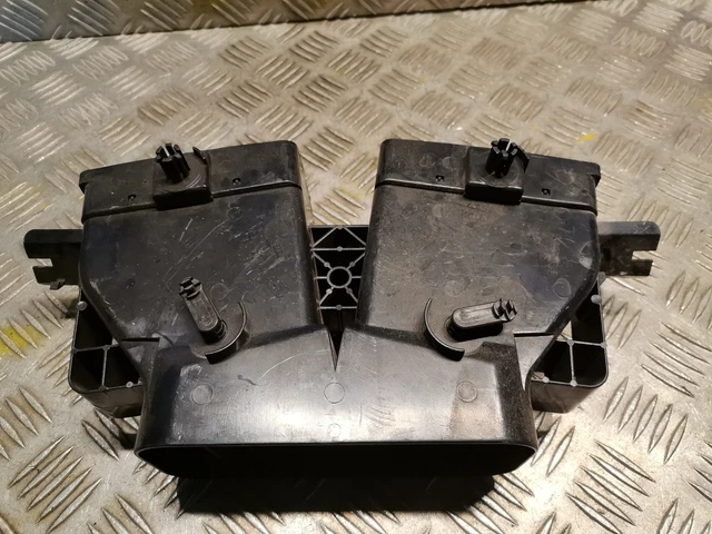 MERCEDES-BENZ A W168 Console Centrale Grille Ventilation 1688300054 EUR ...