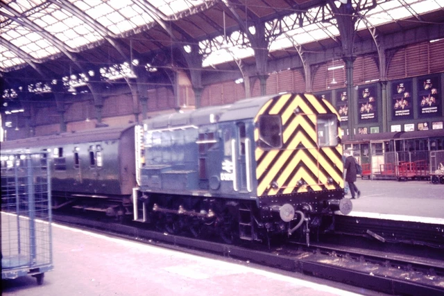 BRITISH RAIL BR Diesel Loco D3210 ? Railway Slide Ref 3247 £2.00 ...