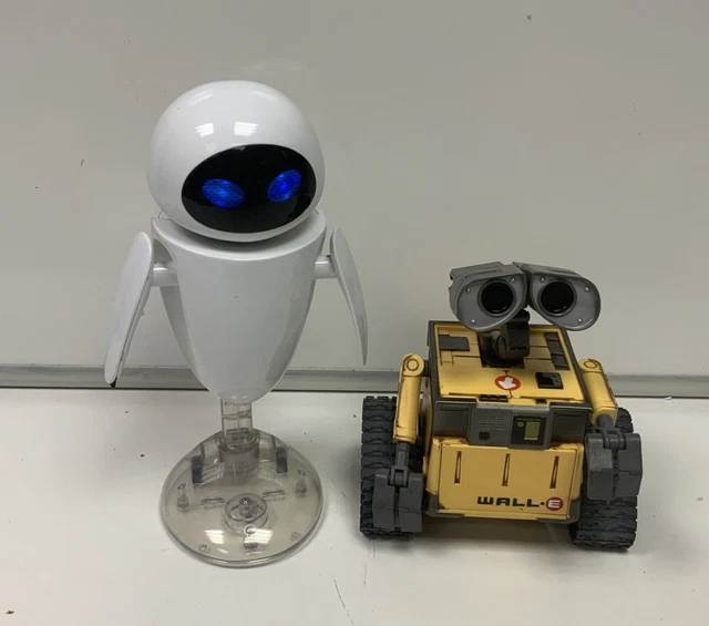 WALL-E DISNEY PIXAR Interaction Eve & Wall E Talking Robot Thinkway Set ...