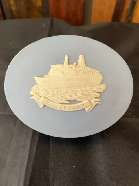 OVAL-WEDGWOOD BLUE JASPERWARE Queen Elizabeth II Commemorative Dish with Lid EUR 23,42 - PicClick IT