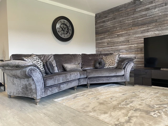 GORGEOUS DURESTA HARVARD Corner/Curved sofa. Exc Cond Cost Over £6,000 ...