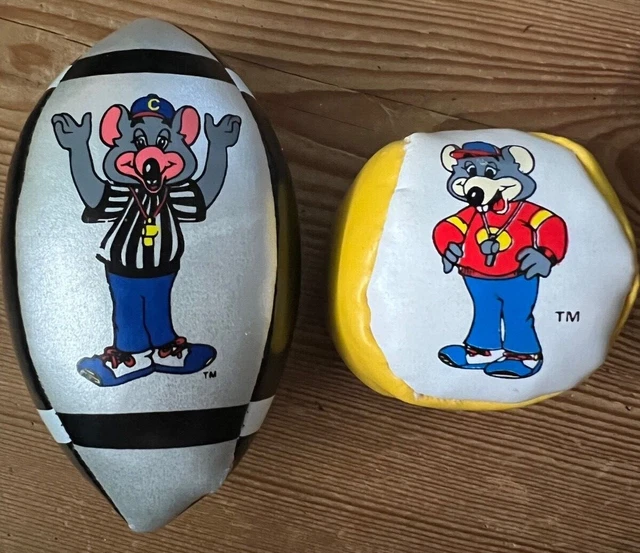 VINTAGE CHUCK E. Cheese's Plüsch Fußball und Trainer Chuck Ball EUR 10 ...