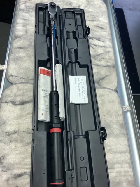 SNAP ON 1/2& Drive TechAngle Torque Wrench 15–300 ft-lb Atech3fr300b ...