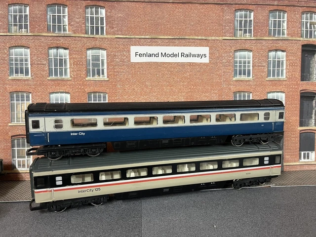 2 HORNBY OO Gauge Model Railway Intercity 125 HST Mark 3 Coaches £0.99 ...