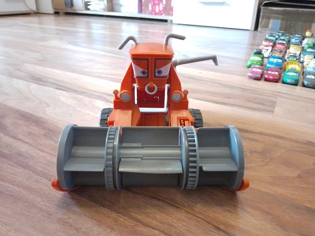 DISNEY PIXAR CARS Frank The Combine Harvester Mattel Kunststoff EUR 58 ...