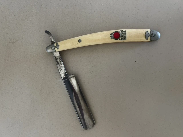 VINTAGE REAL RED Point Harris Bros Straight Razor Made In USA With ...