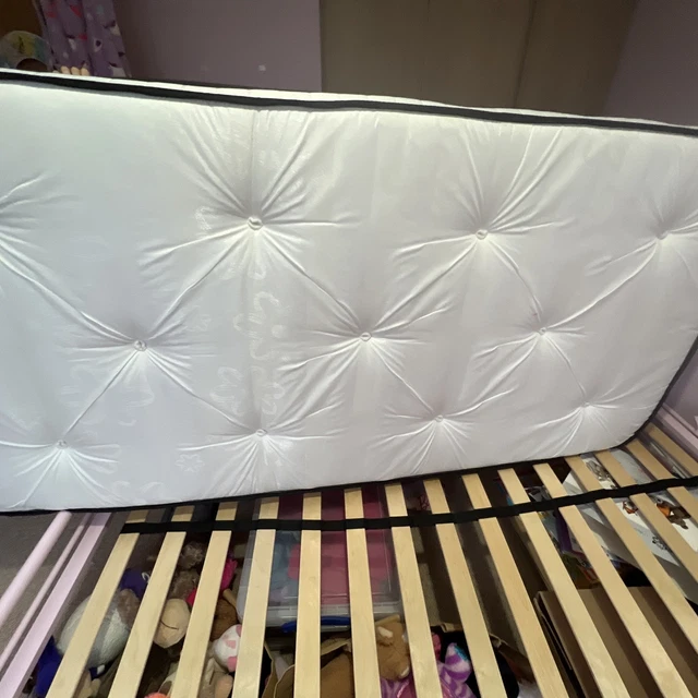 JOHN LEWIS SINGLE Pink Poppy’ Bed Frame £10.78 - PicClick UK