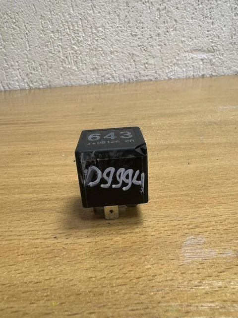 AUDI Q5 SQ5 2009 Hazard warning light relay 8K0951253 EPG30956 £53.99 ...