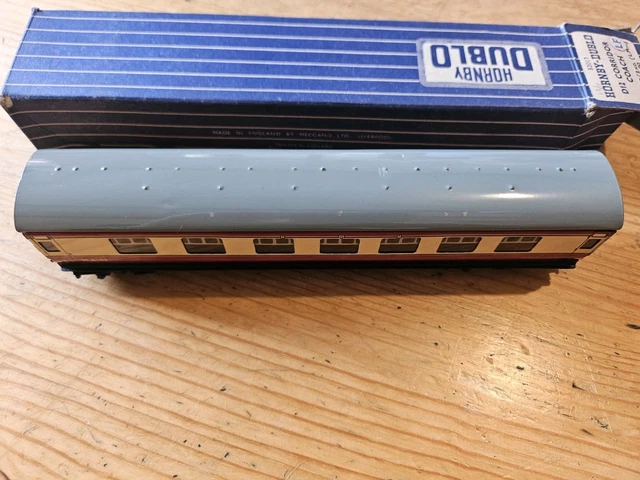 HORNBY DUBLO OO Gauge Corridor Coach 1st/2nd WR with Interior 32017 £15 ...