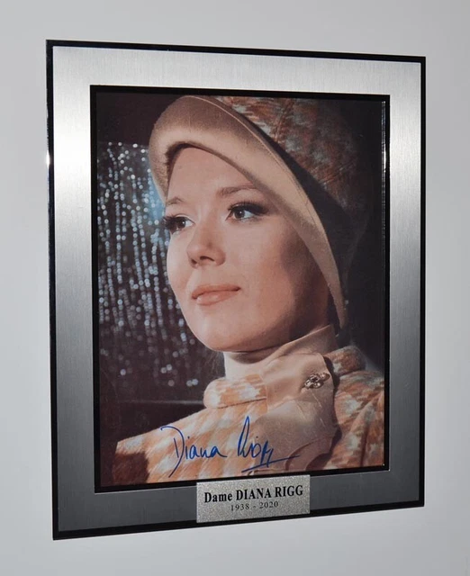 SIGNÉ DIANA RIGG Actrice " Ohmss " James Bond Autographe,COA,Cadre ...