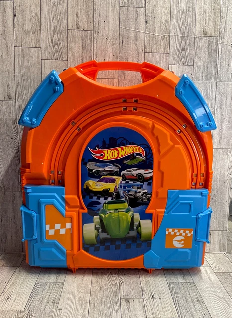 MATTEL HOT WHEELS Carrying Case Slot Car Race Track Set 2 Controllers 2 ...