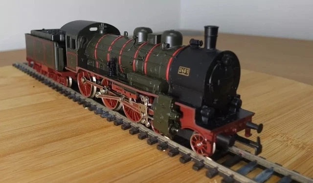 MARKLIN 34988 HO gauge Prussian P8 steam loco in green livery £125.00 ...