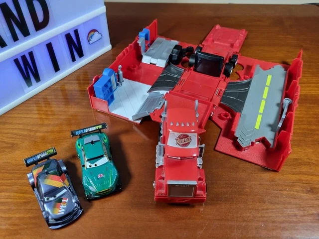 DISNEY PIXAR CARS Mack Truck Playset Used Story Sets Max Snelling Nigel ...