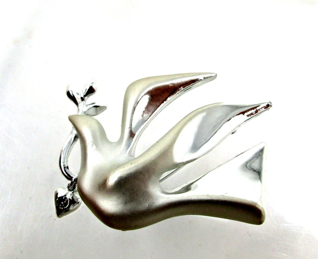 VINTAGE SIGNED GIUSTI Golden Peace Dove & Olive Branch Brooch Pin ...