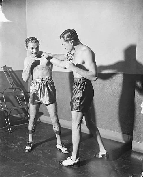 NEW YORK NY Tony Canzoneri And Barney Ross Square Off 1930s Boxing ...