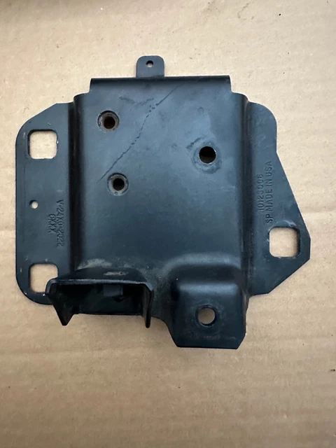 86-96 CORVETTE C4 Convertible Top B Pillar Mount Bracket Rh 10123006 ...