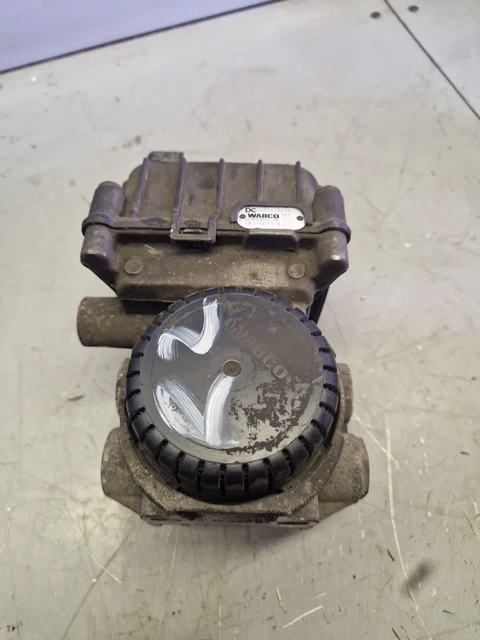 MERCEDES ACTROS MP4 Front Ebs Modulator 4801065110 £191.25 - PicClick UK