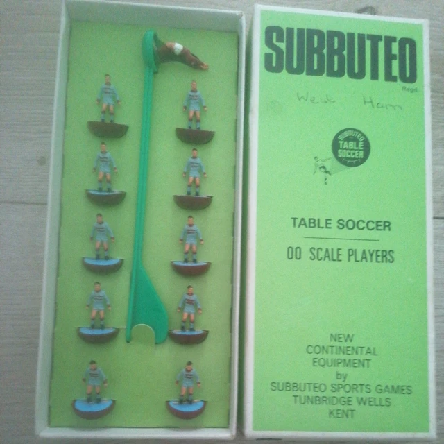 1970'S SUBBUTEO HEAVYWEIGHT team Ref No 79 - West Ham United (away) £16 ...