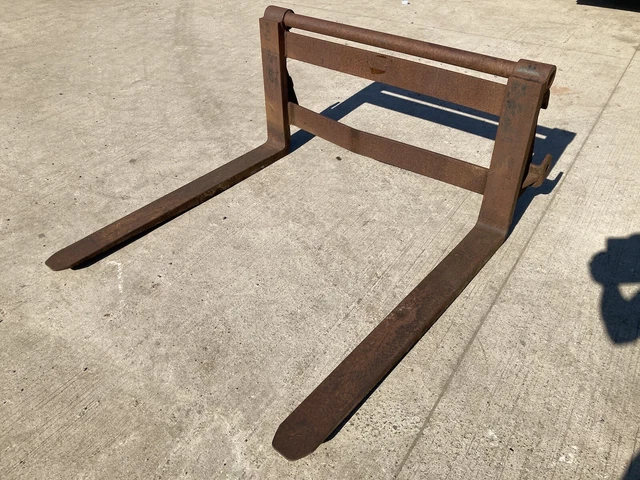 TRACTOR PALLET FORKS LOADER Tractor Adjustable Forks, Telehandler ...