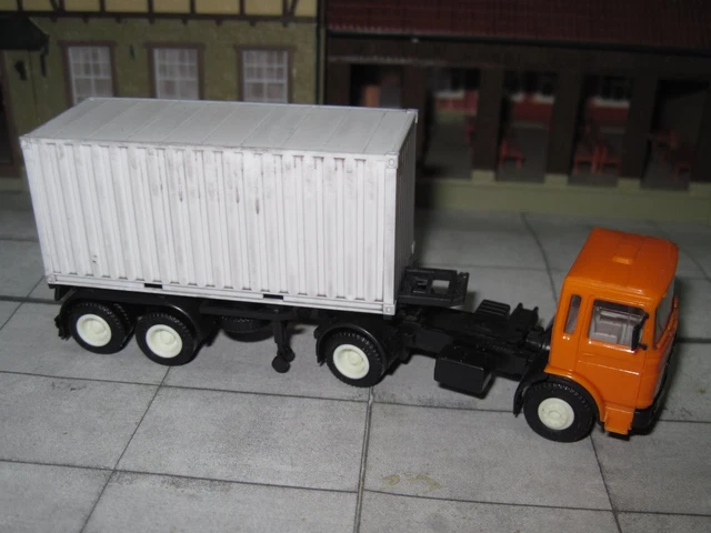 EIGENBAU BASIS HERPA -Roman Diesel 4x2 - Containerauflieger 20 ...