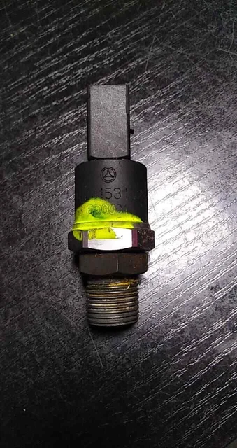 MERCEDES KRAFTSTOFFSCHIENE DRUCKSENSOR Bosch 0281002239 A0041531528 EUR ...