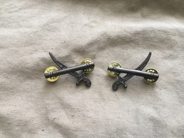 ORIGINAL GENUINE BRONZE British Army Generals Crossed Sword/Baton Rank ...