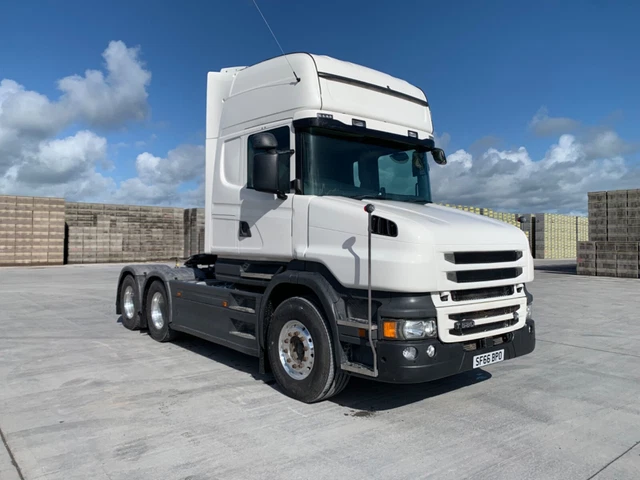 2017 SCANIA T580, V8, 6x4, double drive tractor unit, T cab, Bull nose ...