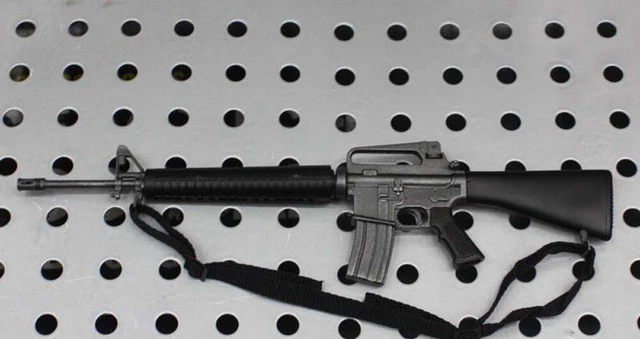1/6TH M16A2 M16 U.S. Army Vietnam War Plastic Model for 12" Doll b $18. ...