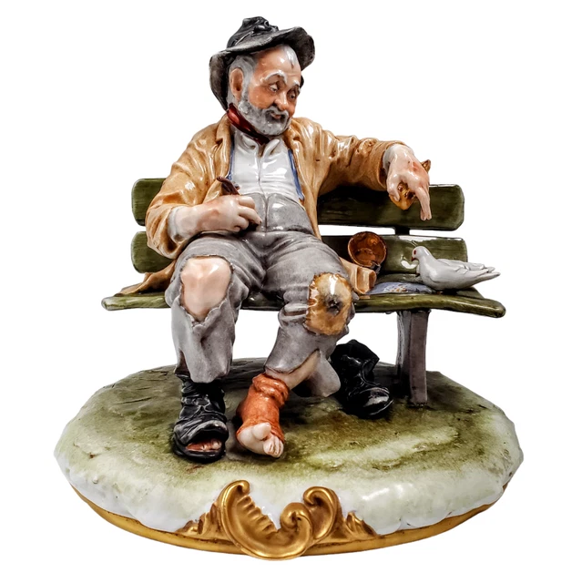 FIGURINE SIGNÉE CLOCHARD nourrissant oiseaux oiseaux en porcelaine ...