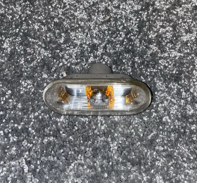 SEAT LEON & Ibiza Side Wing Indicator Repeater 6L0949117A £13.91 ...
