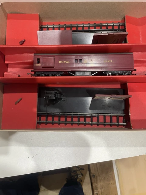 OPERATING MAIL COACH, Triang R323, see description. £18.81 - PicClick UK