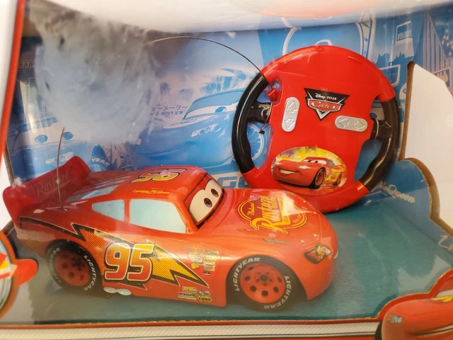 DISNEY PIXAR CARS RC Champion Series Lightening McQueen Toy Remote ...