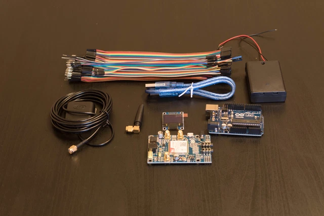 ARDUINO UNO R3 Rev3 and SIM808 EVB-V3.2 Module and some other bits and ...