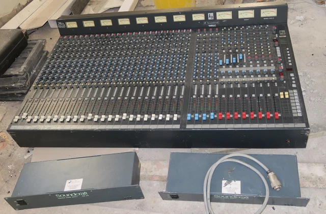 SOUNDCRAFT K2 ANALOG sound mixer 24 channel with 8 group, meterbridge ...