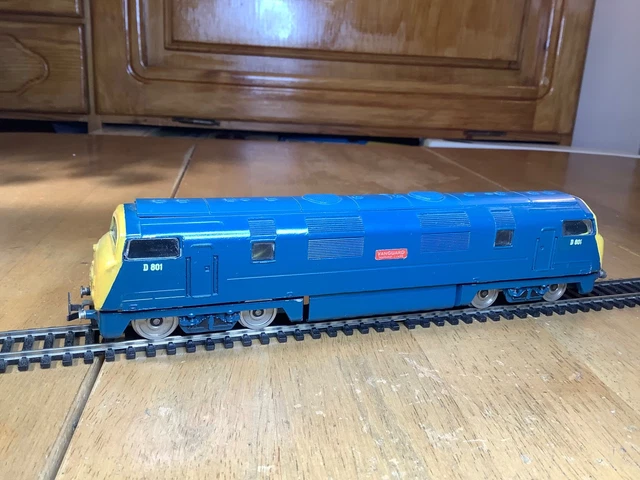 TRIX TRAINS 1123 2 Rail BR Blue Class 42 warship Diesel Loco D801 ...
