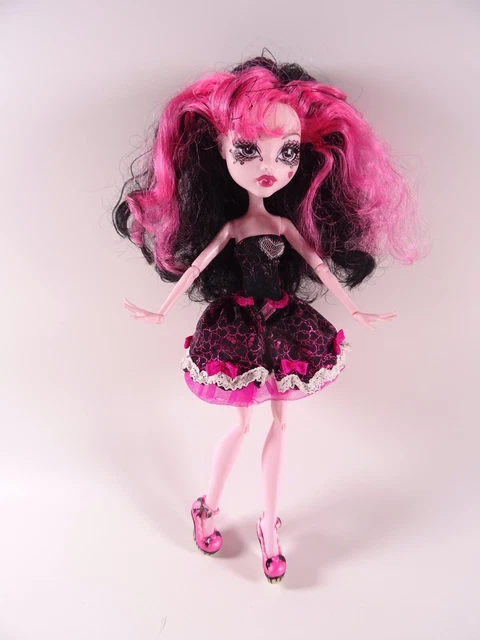 RARE POUPÉE BARBIE Monster High Draculaura Sweet 1600 comme illustré ...