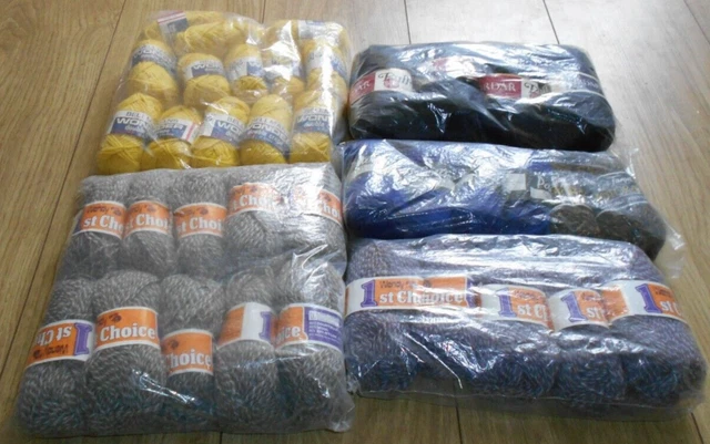 JOBLOT WOOL, LARGE amount of knitting Wool. Some are 100% Wool. £19.99 ...