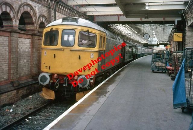ORIGINAL 35MM Slide Railway Diesel - 33008 @ Crewe 8yh Oct 1985 £3.75 ...