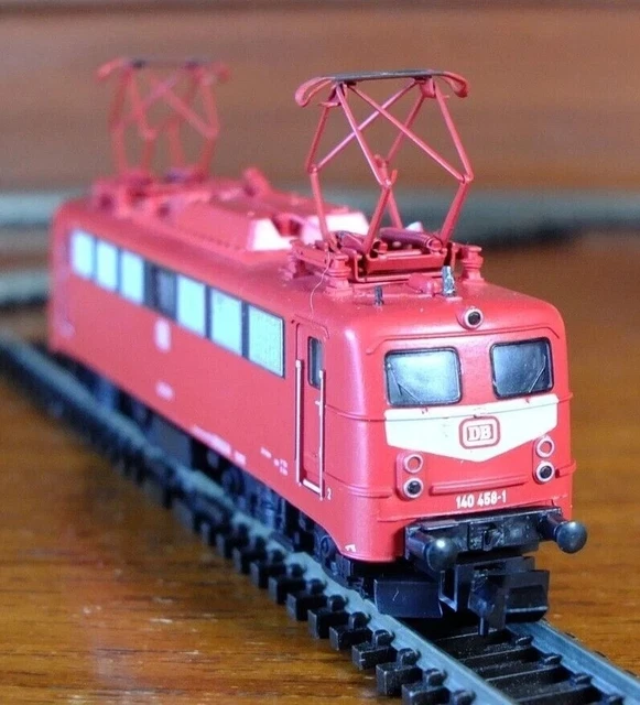 MINITRIX 12850 N gauge DB BR 140 electric locomotive in DB red Livery £ ...