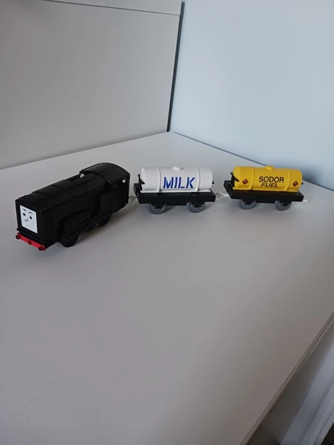 RARE! THOMAS THE Tank Engine and Friends Trackmaster Diesel & Tankers ...